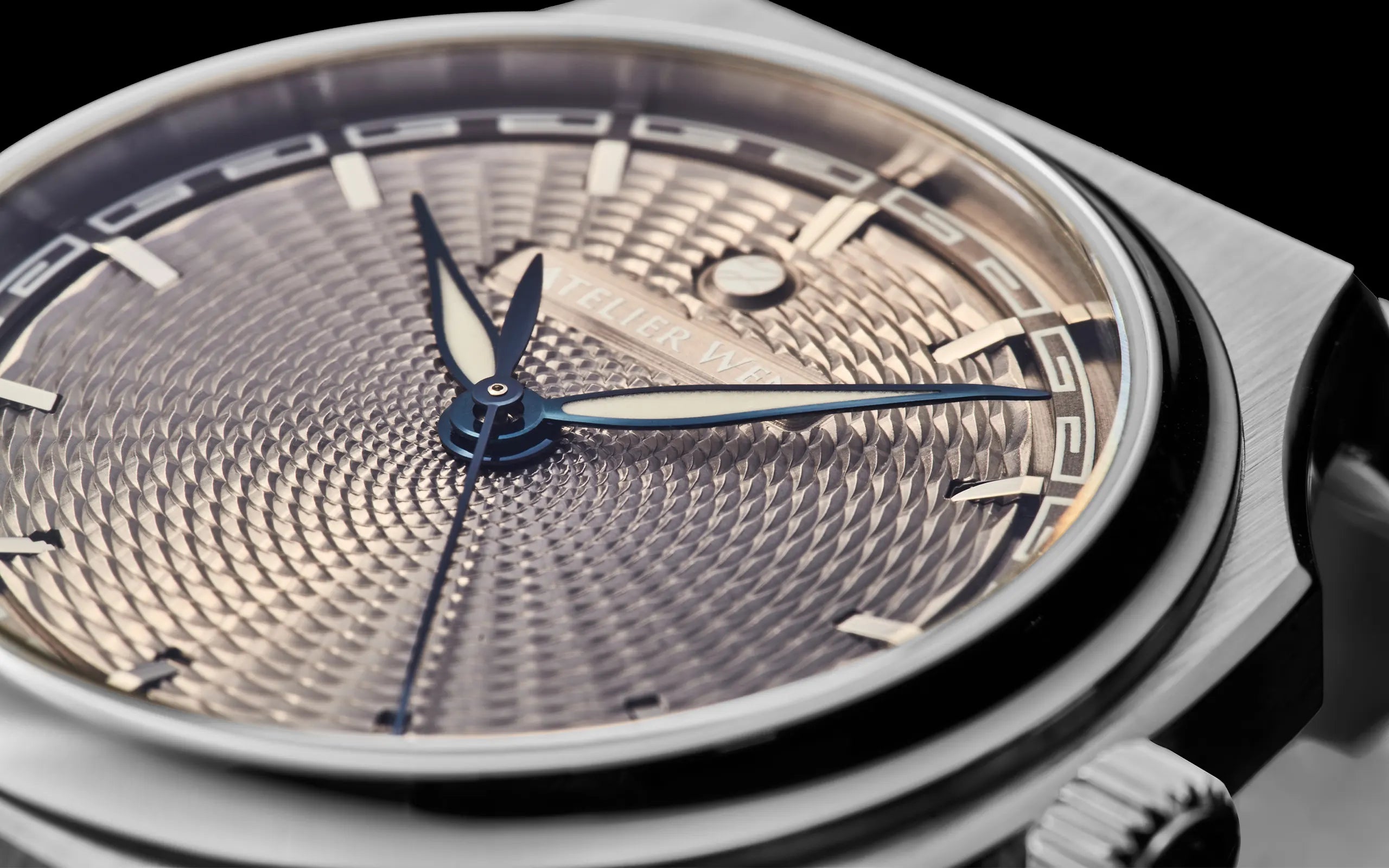 Perception – Watch Bar